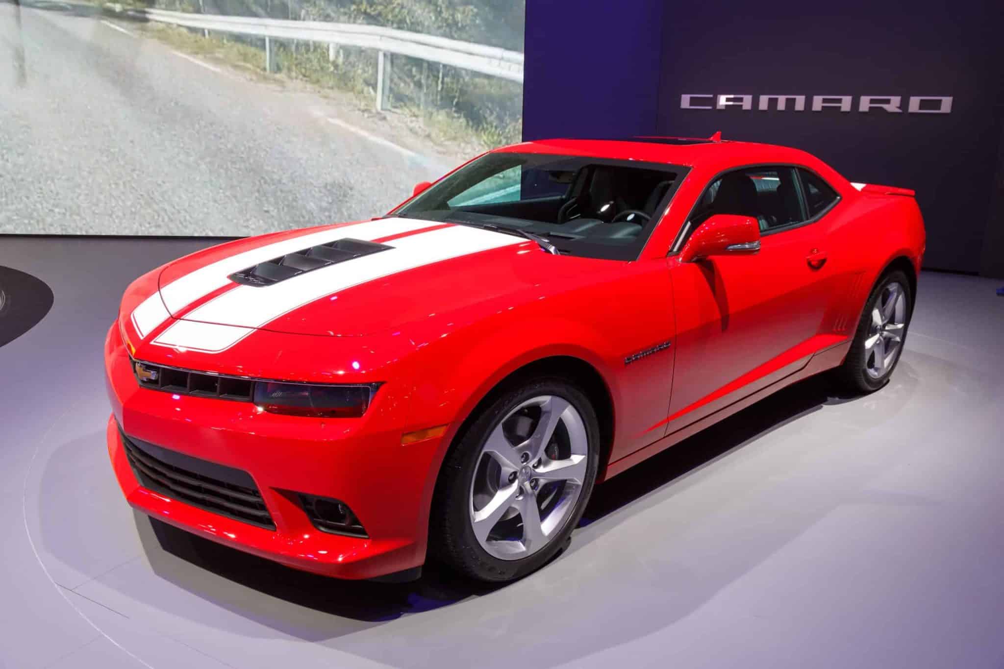 14 Best Cars for Weekend Road Trips [Short Getaways] – Motor & Wheels